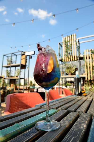 KLANdestin - Restaurant și Bar | Titan