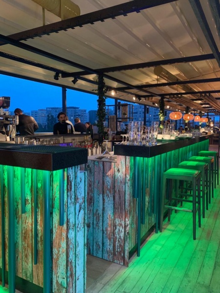 KLANdestin - Restaurant și Bar | Titan